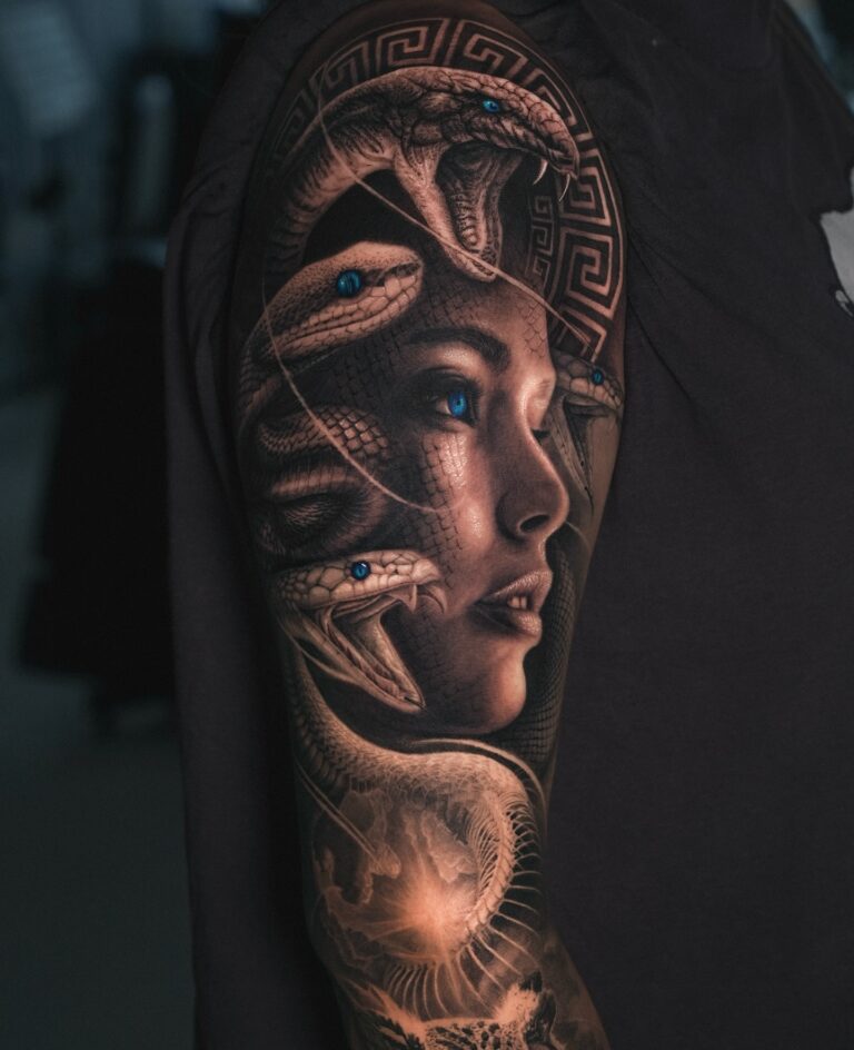 17 Powerful Medusa Tattoo Ideas That Capture Strength and Mystery ...